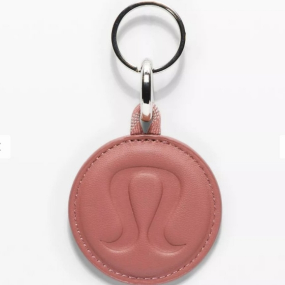 lululemon athletica | Accessories | Lululemon Key Moments Keychain ...